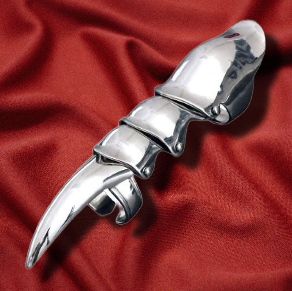 etNox Long Finger Claw Armour Ring – Angel Clothing
